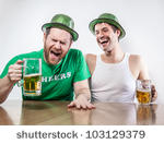 dict.cc | to tie one on | Übersetzung Deutsch-Englisch